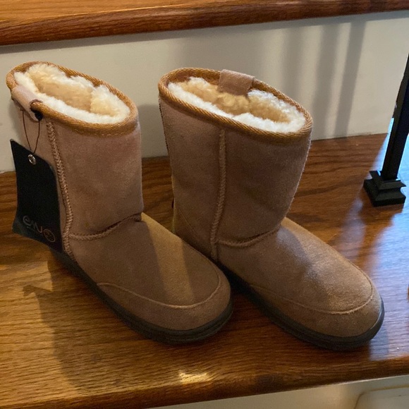 Emu | Shoes | Nwt Emu Bushranger Lo Boots | Poshmark